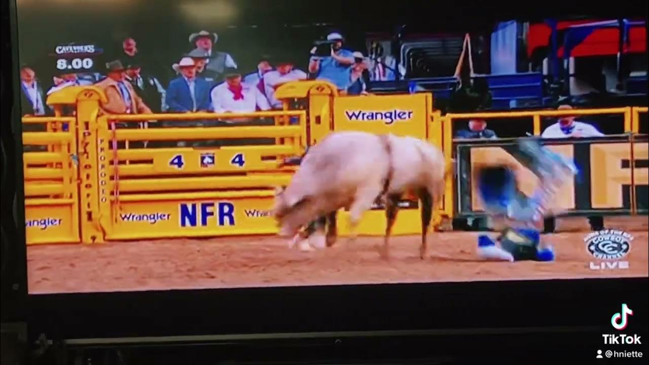 NFR 2022 Bull Riding Rd 2 - YouTube