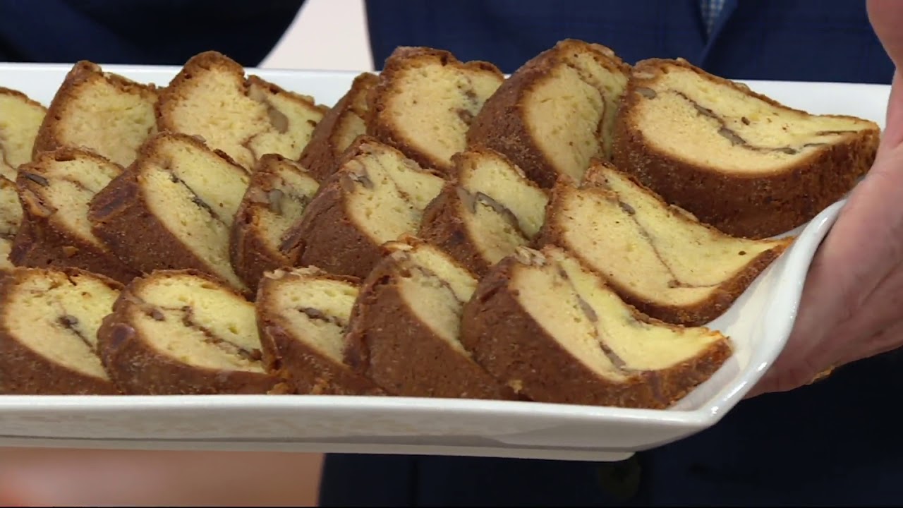 My Grandma's 3.1-lb Large Coffee Cake on QVC - YouTube