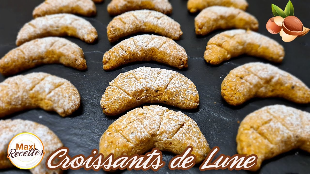 Croissants de Lune aux Noisettes Recette Facile et Rapide - YouTube