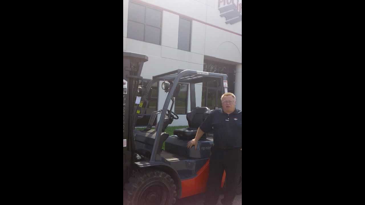 Lift Truck 3-point Entry & Exit - YouTube