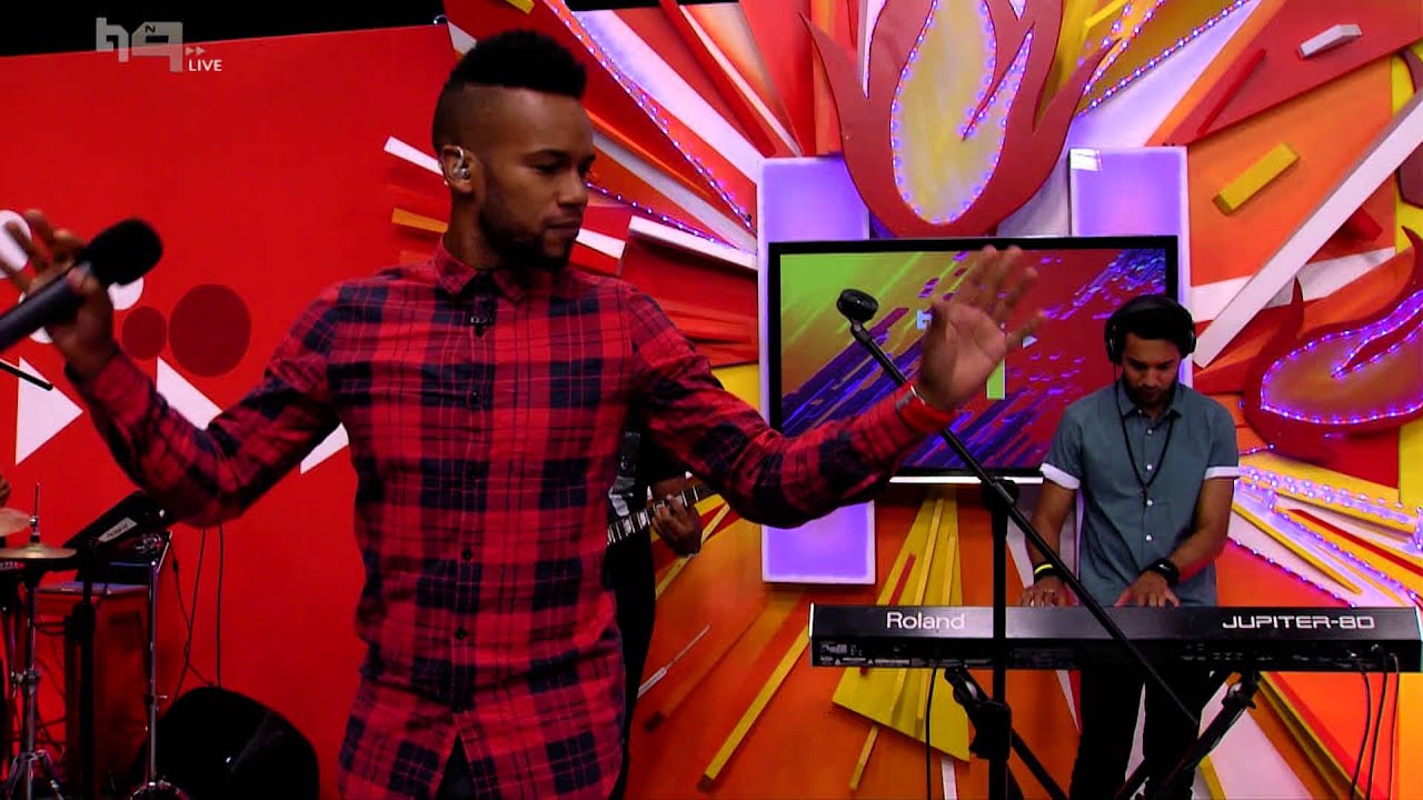 Chad Saaiman performs 'Loving You Is Easy' - YouTube