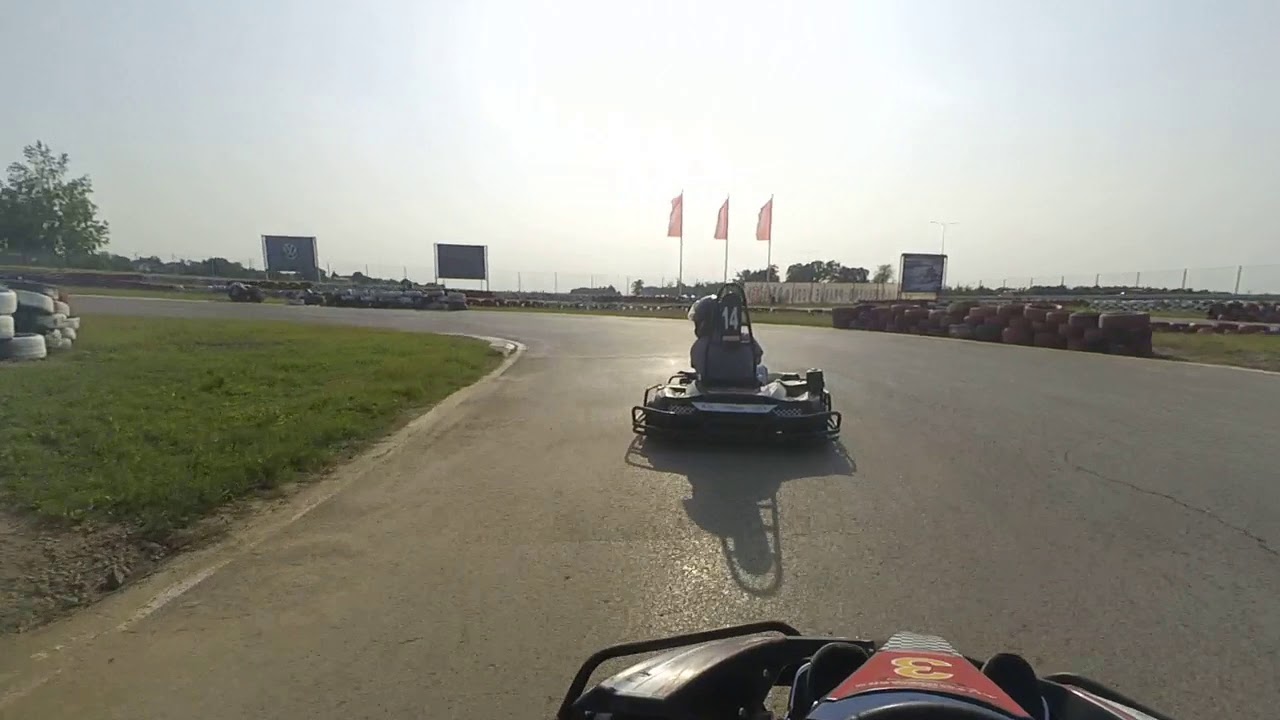 Autokomerc Karting Centar 3.7.2018 - 49:337 - YouTube