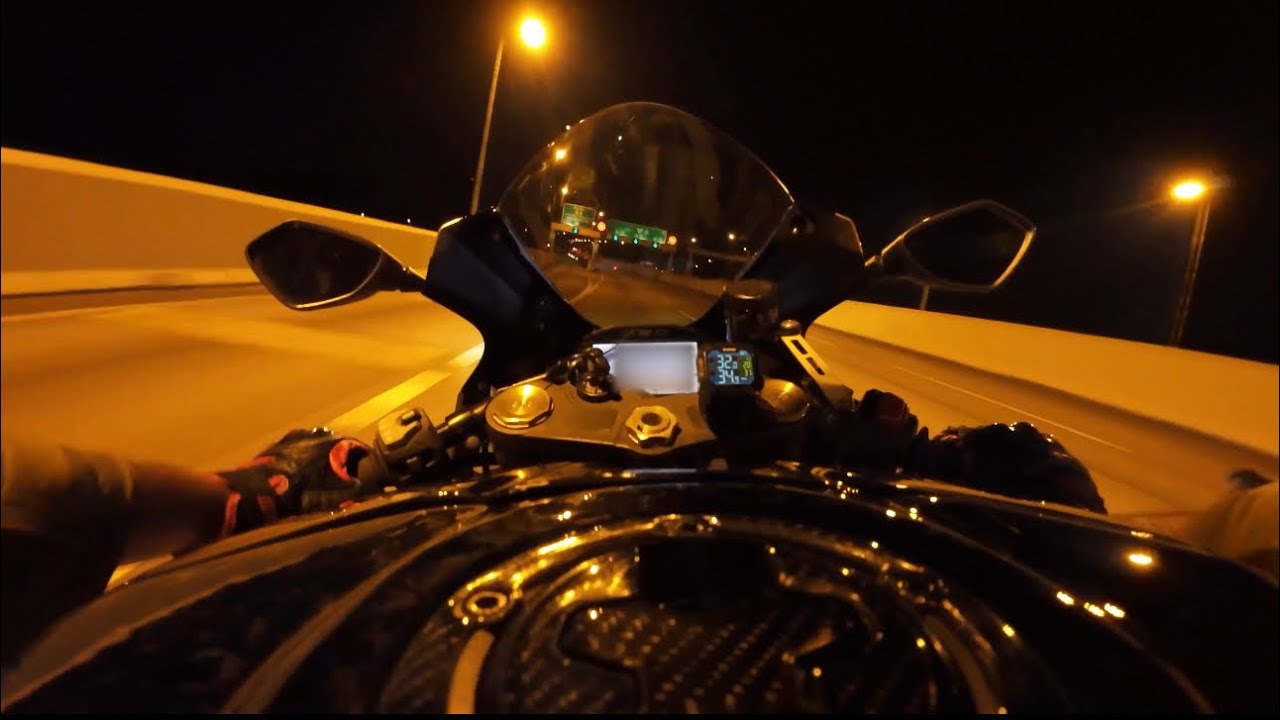 GSX-R 1000 HIGHWAY RUSH⚡️🔥 - YouTube