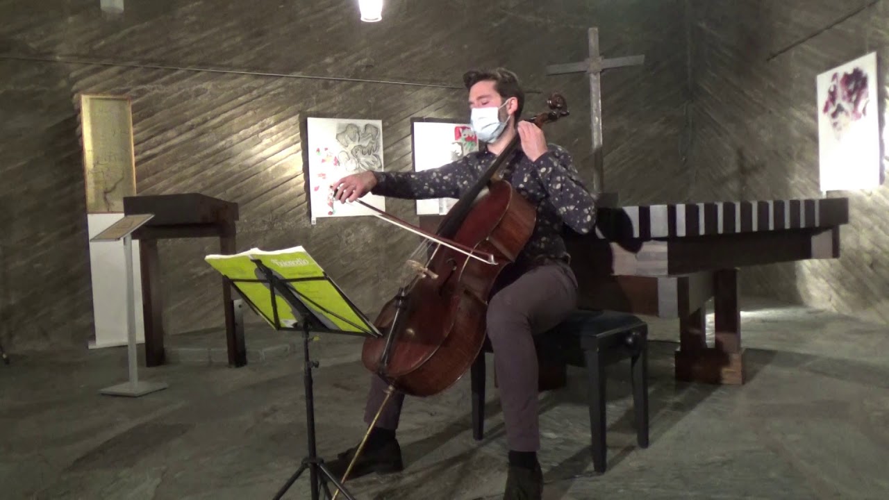World premiere of "Resolves" performed by cellist, Roger Morelló Ros ...