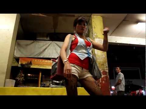 Trans Bencong dance Iwa Peyek by Trio Macan in Yogyakarta