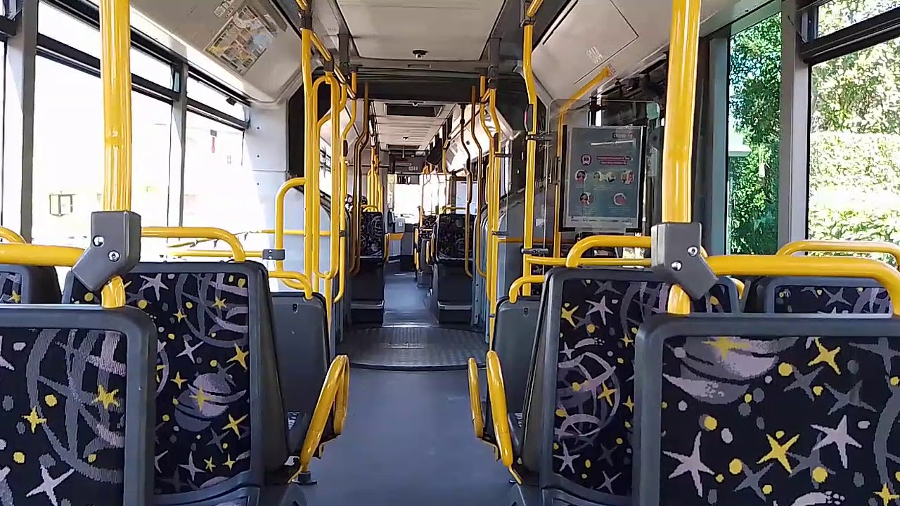 Petit tour dans l'Irisbus Agora L 0344 - YouTube