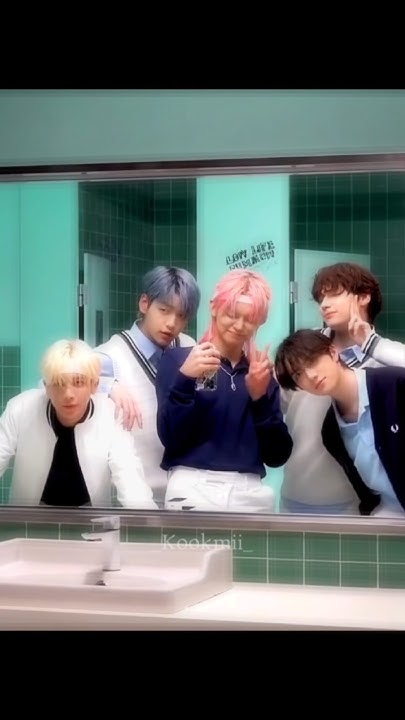 𝐻𝑎𝑝𝑝𝑦 𝟼𝑡𝘩 𝑇𝑋𝑇 𝐴𝑛𝑛𝑖𝑣𝑒𝑟𝑠𝑎𝑟𝑦🩵🤍 can't believe that it's been 6 years.. time flies 🫂 #txt #kpop #Moa ...