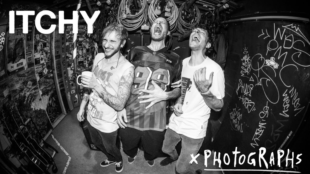 ITCHY - PHOTOGRAPHS (official video) - YouTube