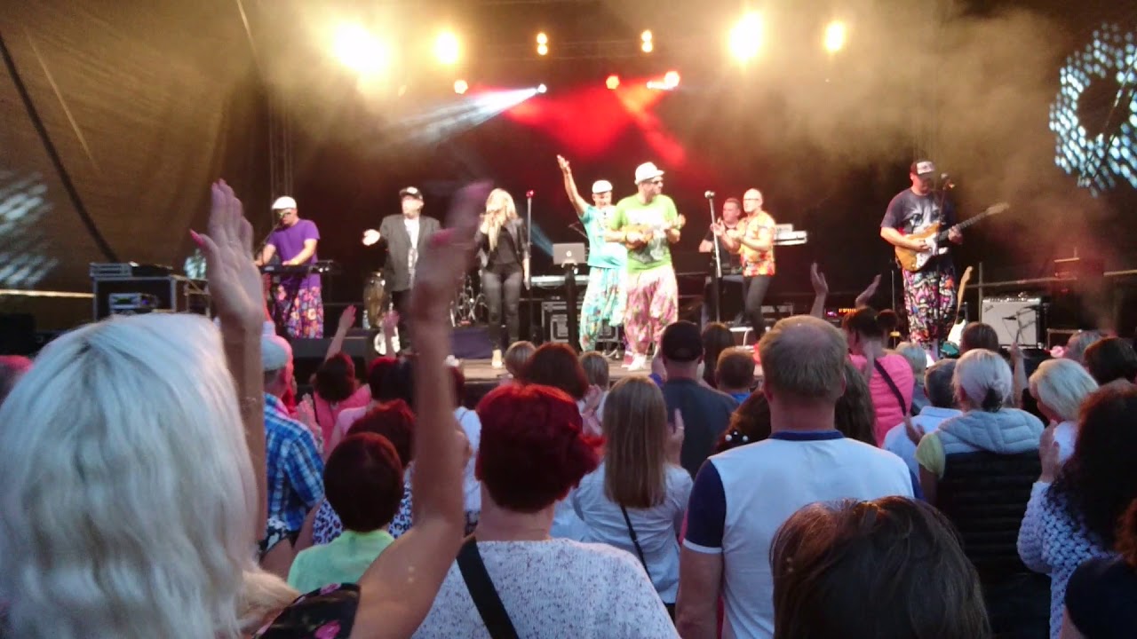 Patune Pool, Hellad Velled, Sinu Naine - Raju reede - YouTube