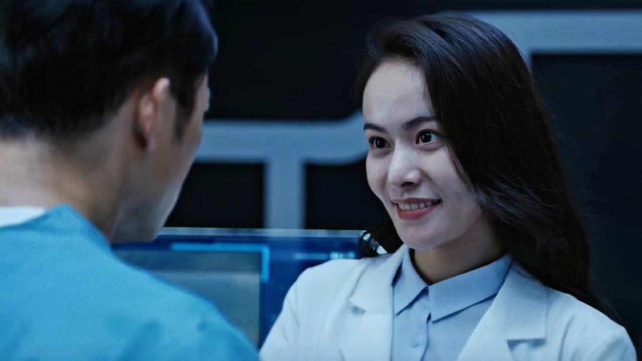 Just Imagine You Save a Beautiful Girl from Goons, She Impress & invite ...