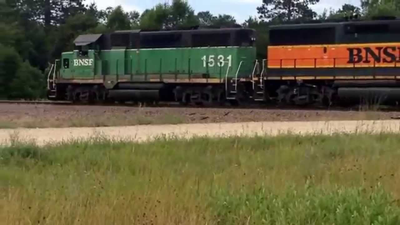 BNSF #1531 And BNSF #3198 With The Daily Local - YouTube