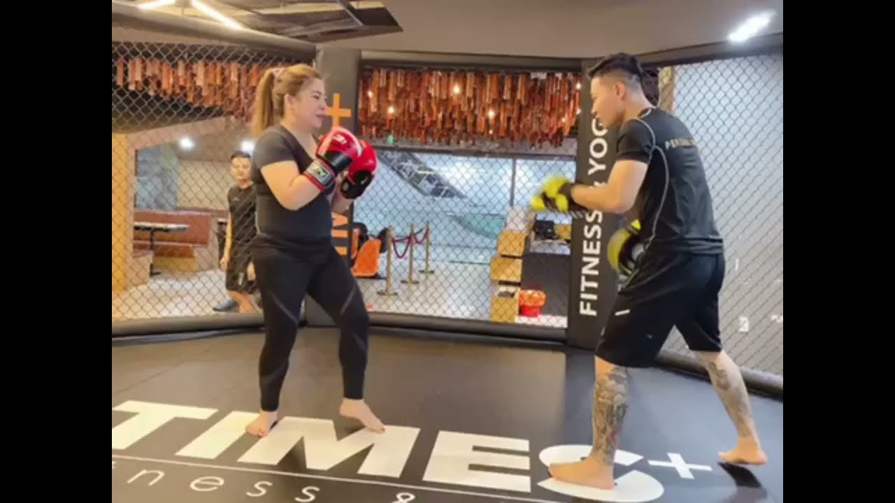 KICKBOXING EXERCISE - YouTube
