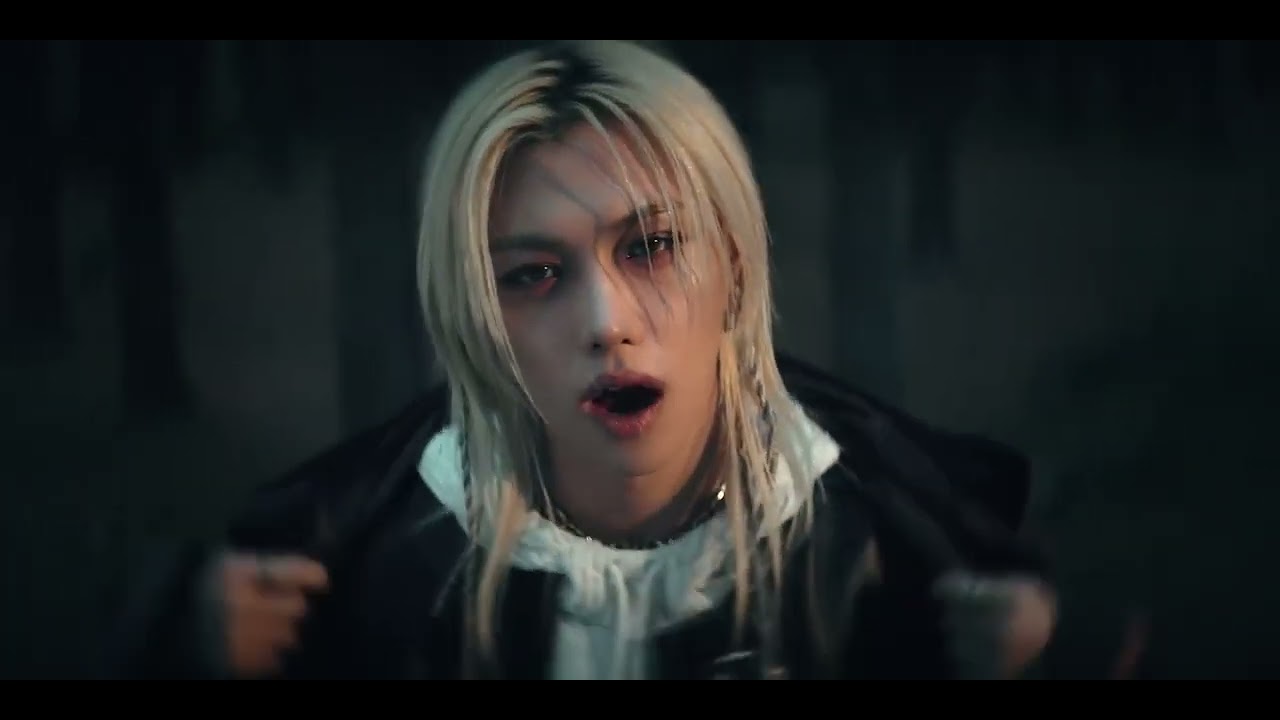 Felix Unfair Stray Kids SKZ PLAYER - YouTube