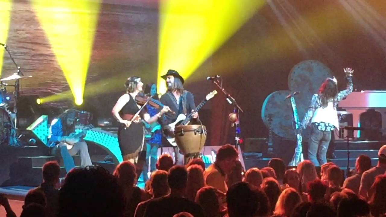 Steven Tyler- I Make My Own Sunshine - YouTube