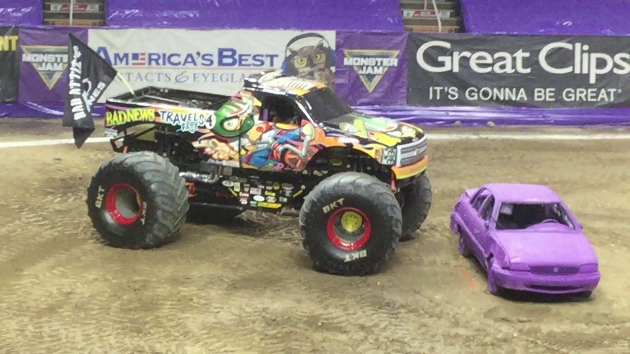 Monster Jam Albany, NY 2019 Arena Series: National Anthem, Intros ...