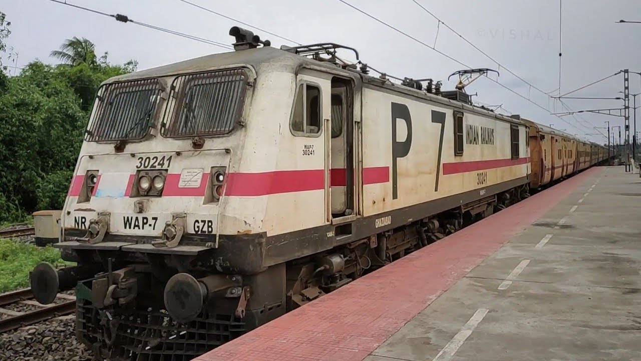 GZB "P°•.7" Font WAP 7 Kolkata - Jammu Tawi Special Express gallops ...