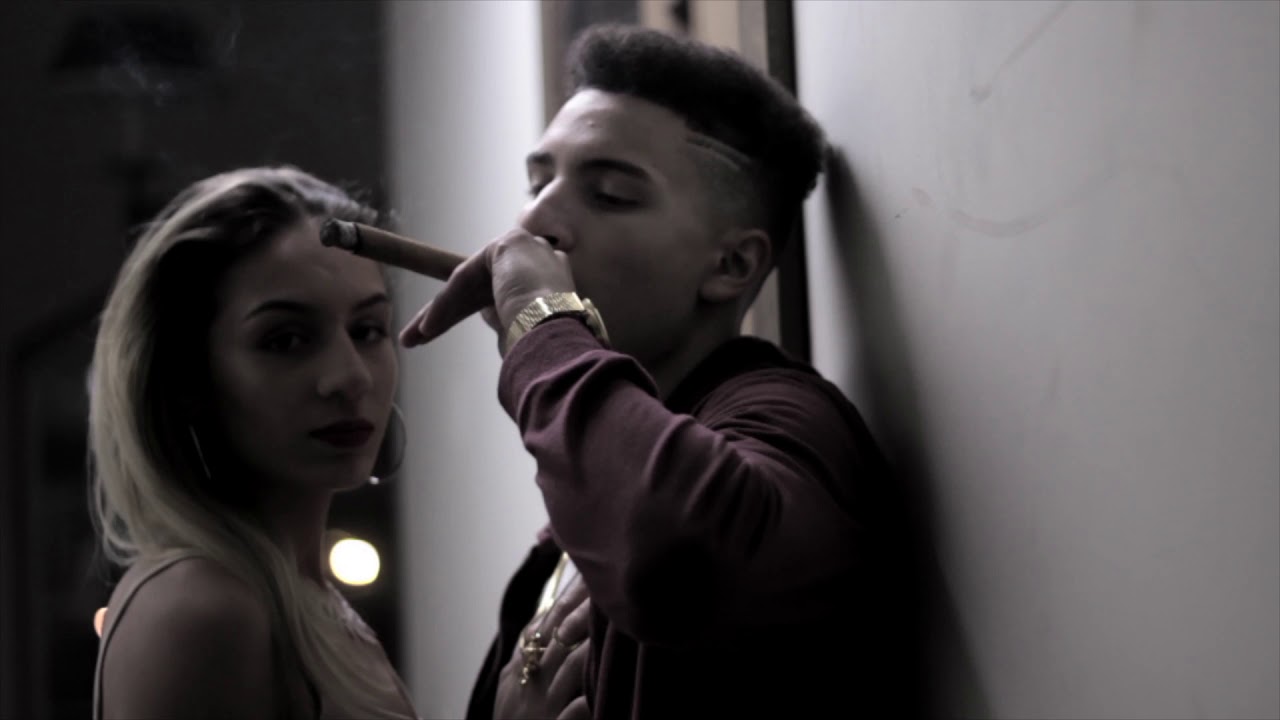 Benny D- Freak (Official Music Video) - YouTube