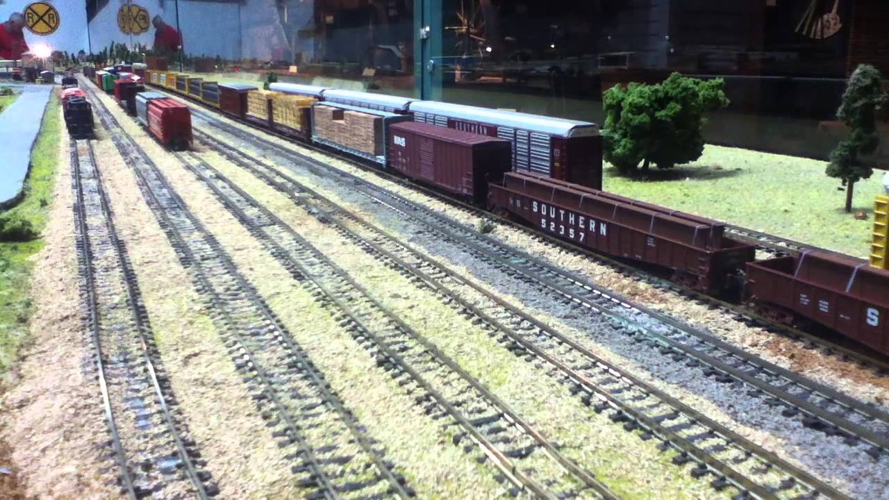 N Scale Trains with KCS power - YouTube