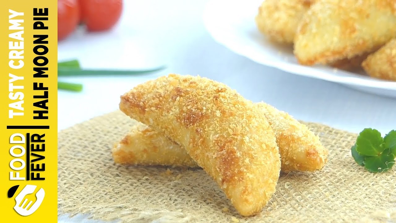 Cramy Chicken Half Moon Pie Yummy and Cheesy Easy Recipe - YouTube
