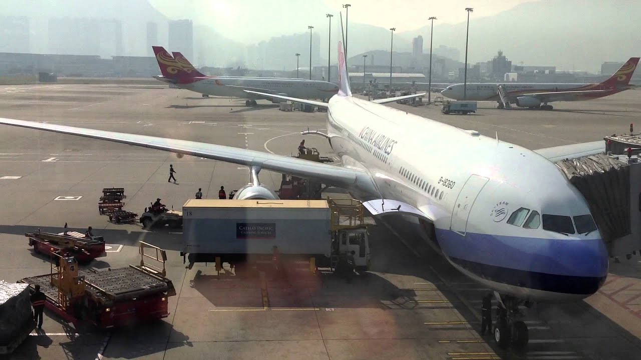 Airplane: Unloading and Loading (Complete) - YouTube