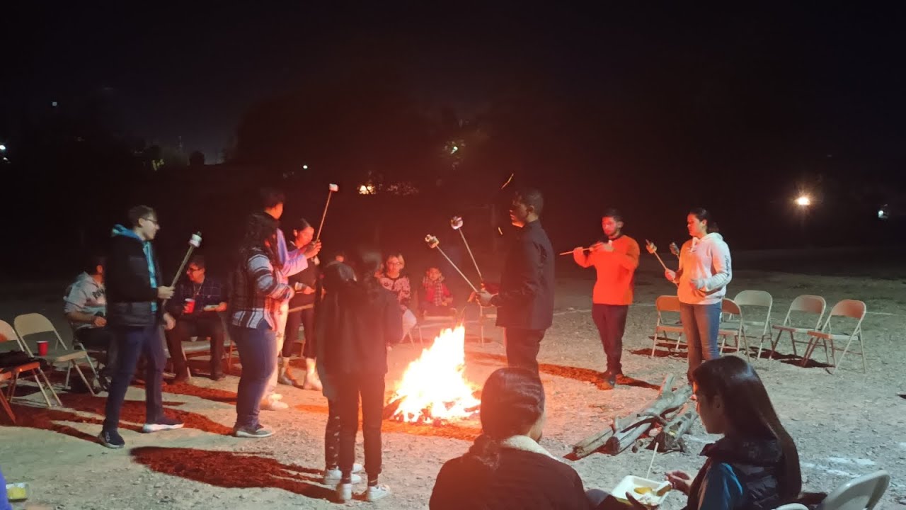 Noche de Fogata 🔥 | Explosión Juvenil JES Meoqui - YouTube