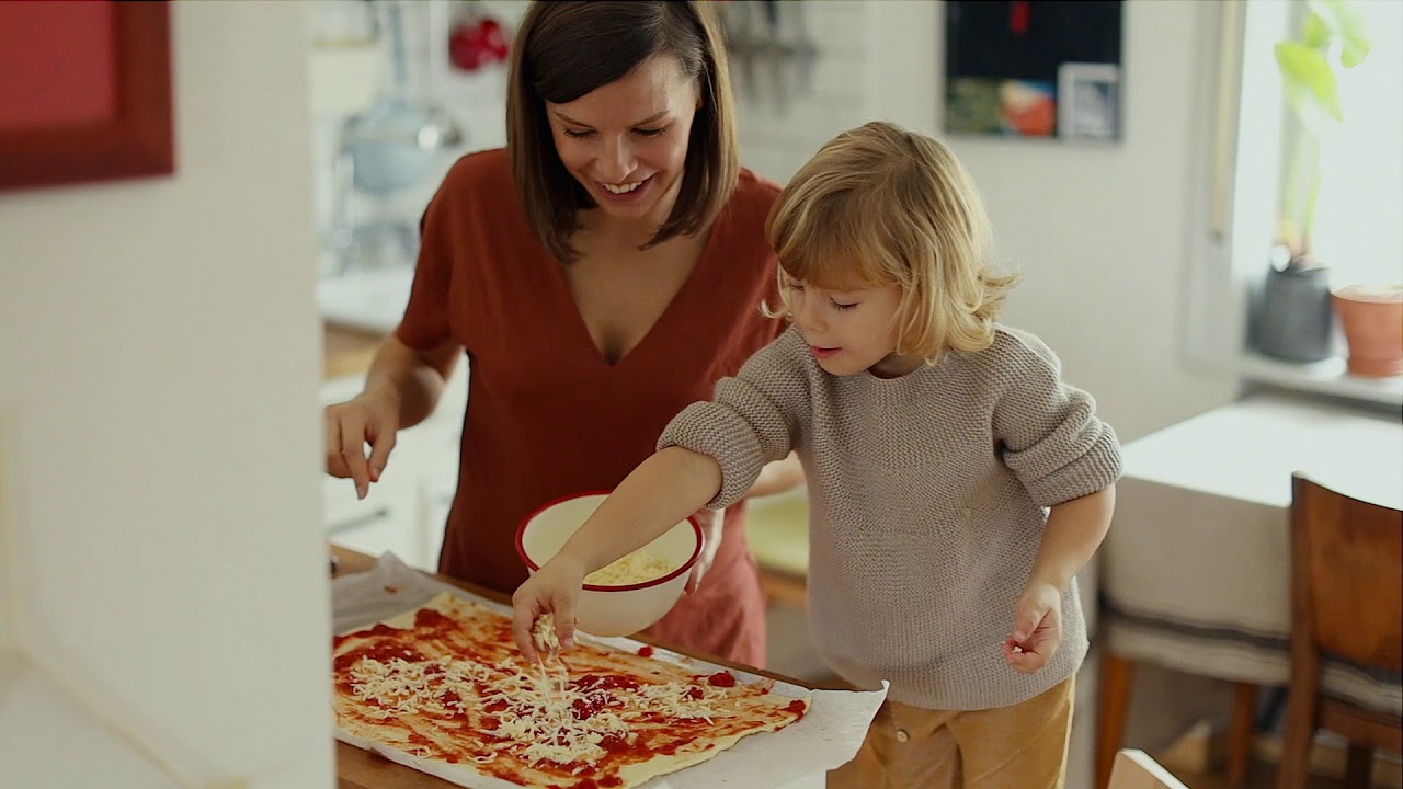 A day in the life of a Froc Family - YouTube