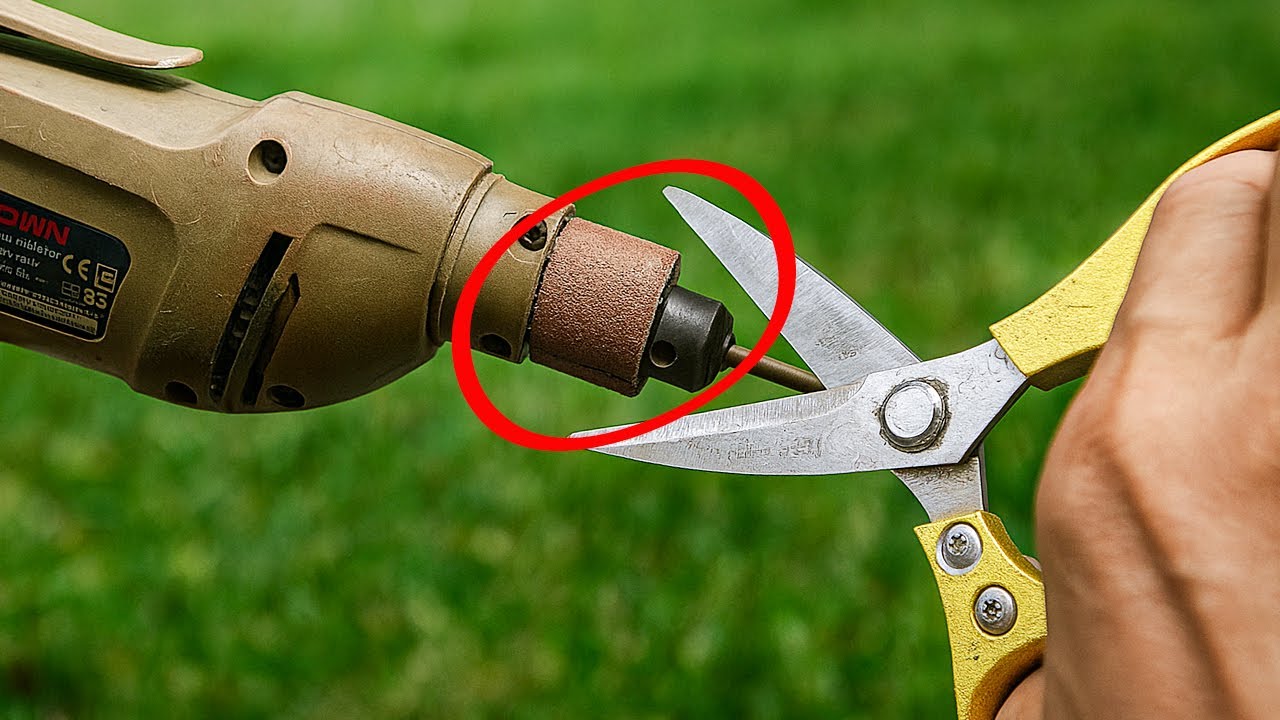 The special way to sharpen scissors to razor sharpness! DIY scissor sharpener - YouTube