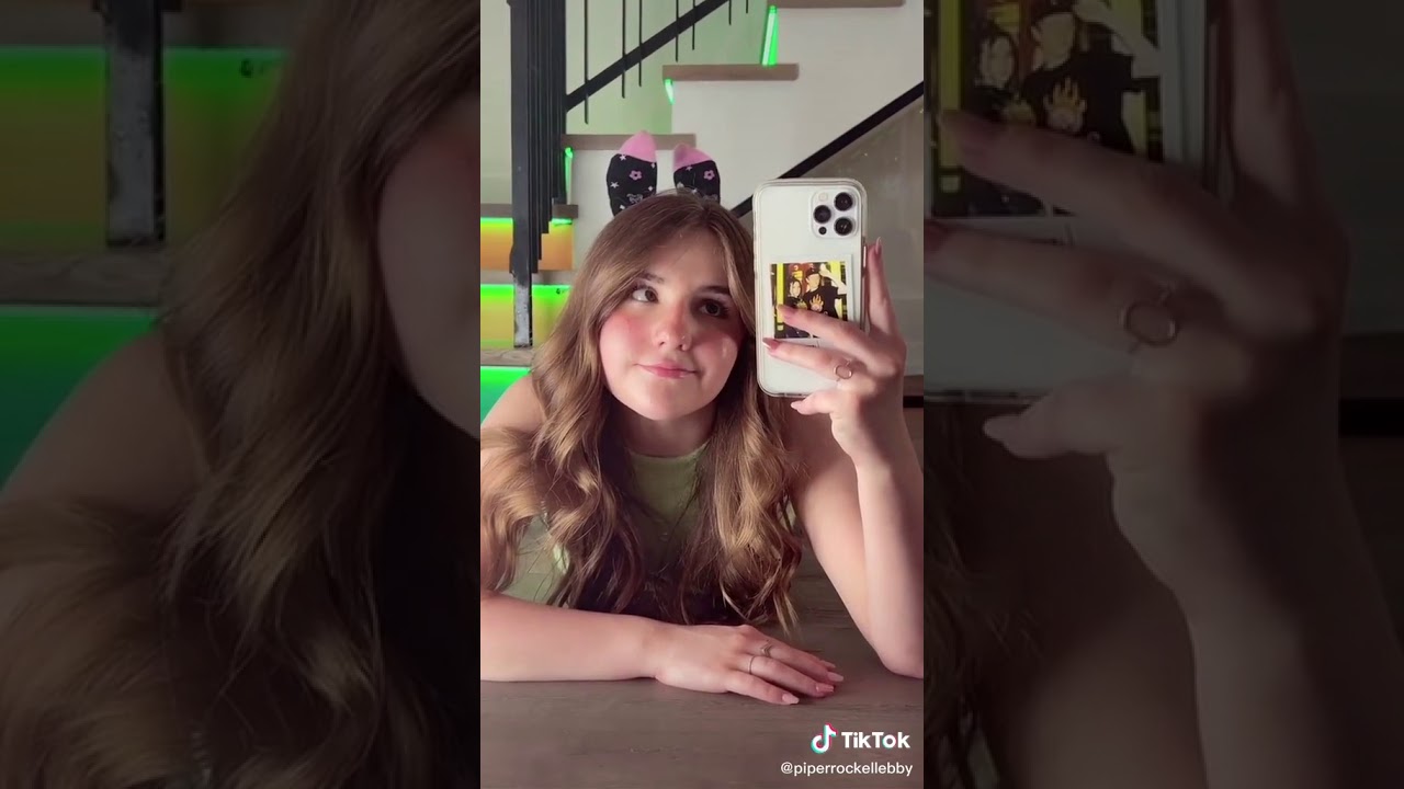 💞Piper Rockelle with her cute bby merch socks!!!💞💞 - YouTube