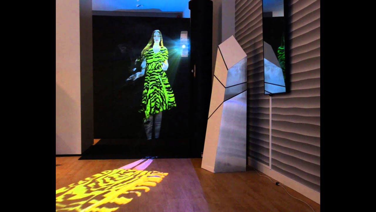 Interactieve waterdamp fogscreen hologram - YouTube