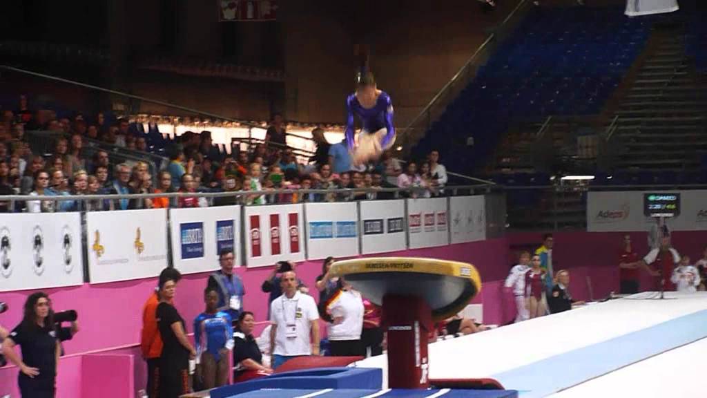 Angel Romaeo CG juniors saut - CE Bruxelles 2012 - YouTube