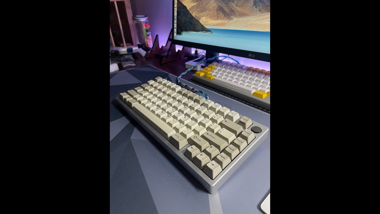 MONKEI X TGR - TOMO SE Silver with Durock POM - YouTube