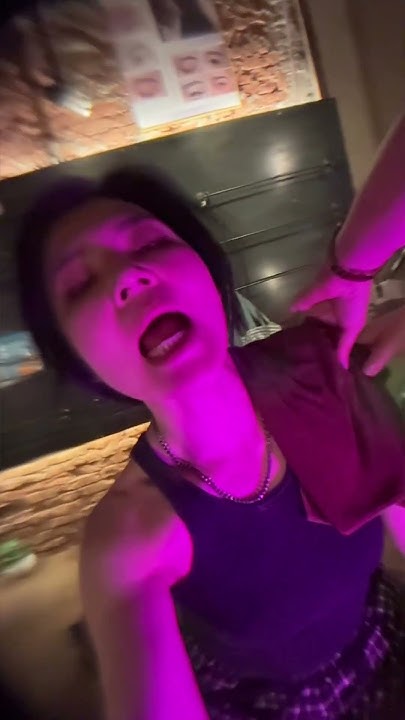 AIKO TOMI — BOUNCE (QQ selfie cut) - YouTube