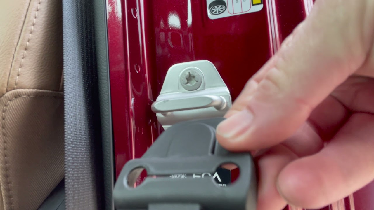 2021 Jeep Gladiator door latch cover!!! - YouTube