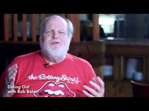 Rob Balon reviews Freda's Seafood Grille - YouTube