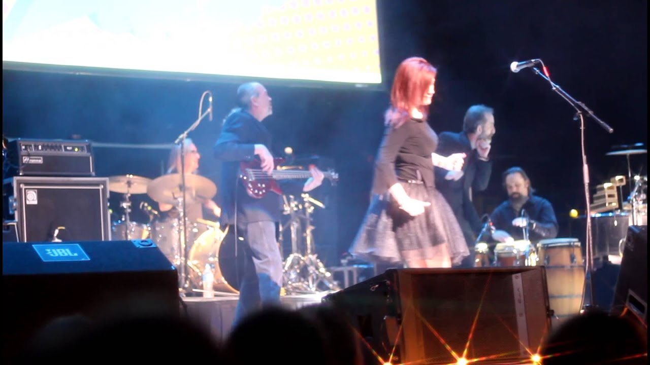 Fawn Liebowitz playing Talking Heads - YouTube