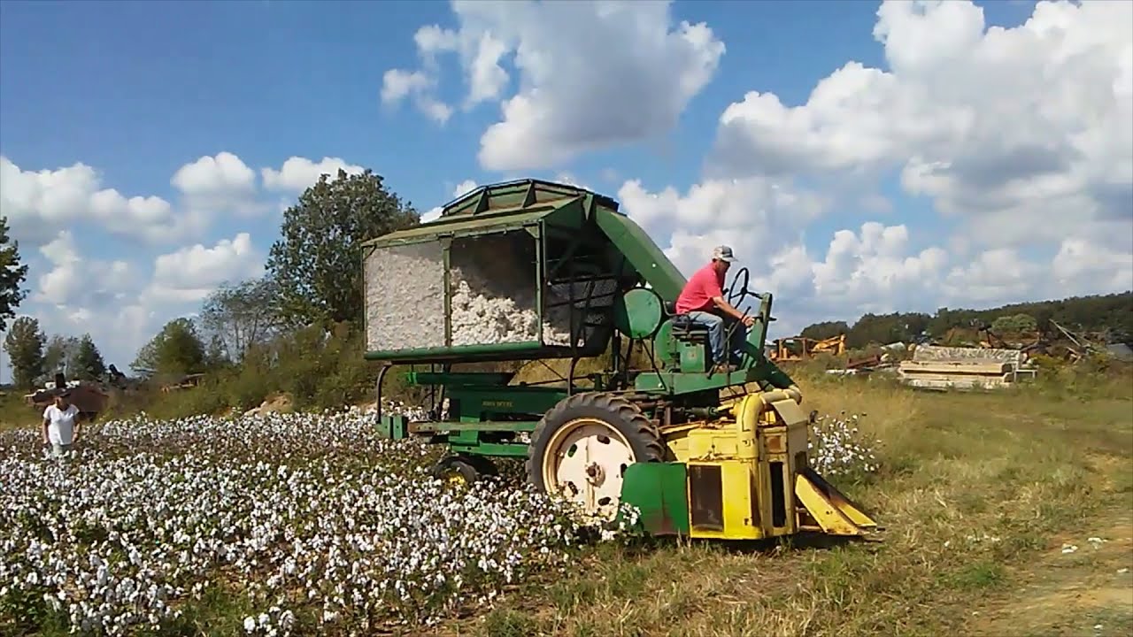 John Deere Model 22 One Row Cotton Picker - YouTube