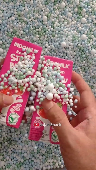 Mencari dan menemukan jajanan indomilk korean strawberry didalam kardus #huntingjajan #jajanan # ...
