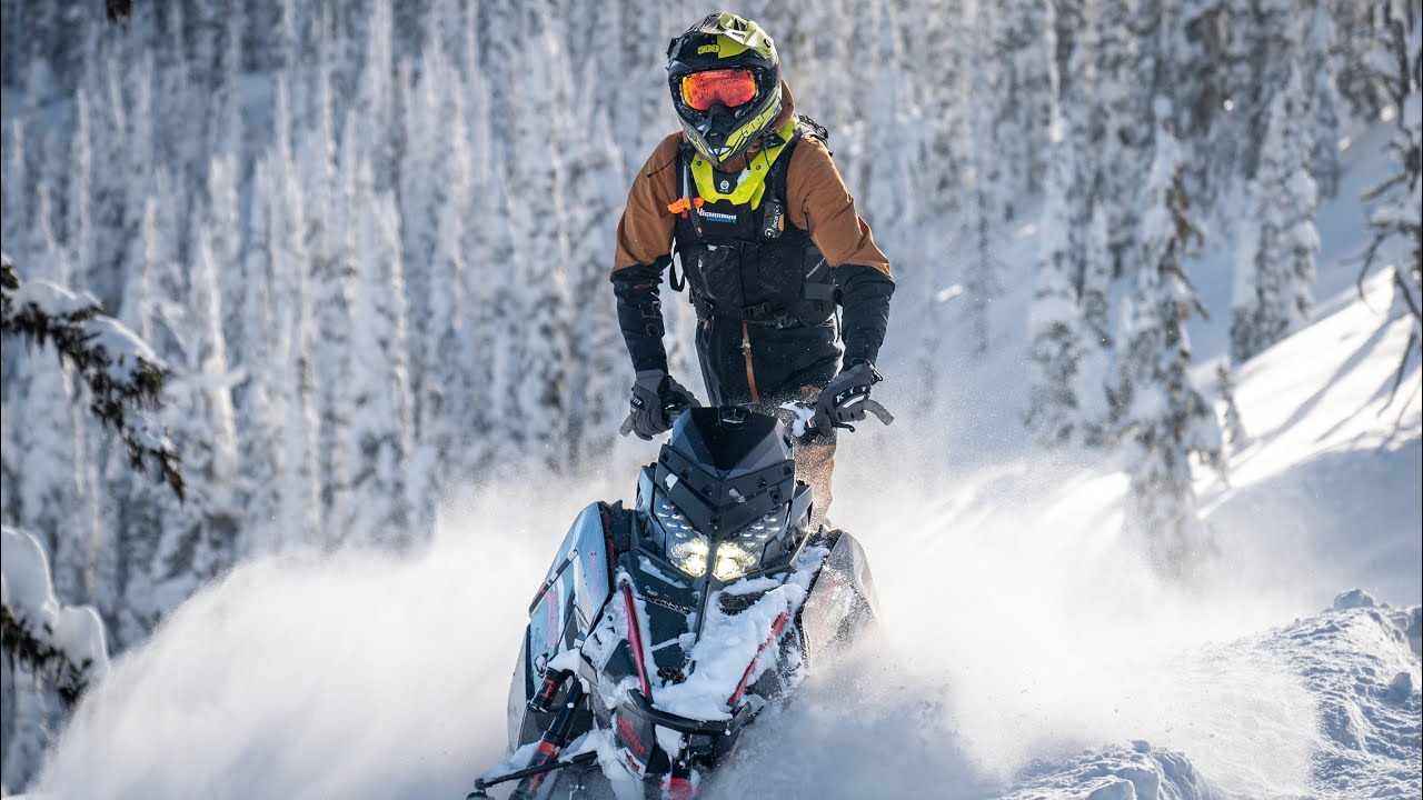 SLEDDING REVELSTOKE BC (Episode 10) - YouTube