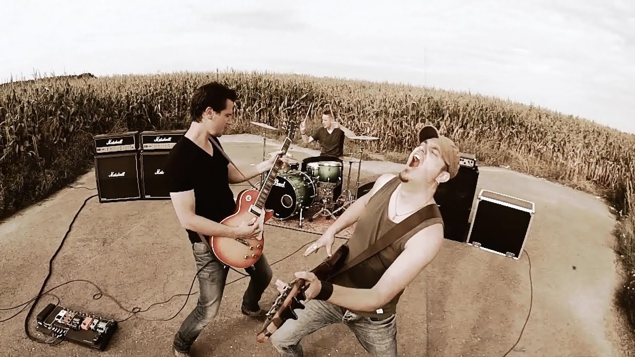 Wigg - Sparkling Glance (official video) - YouTube