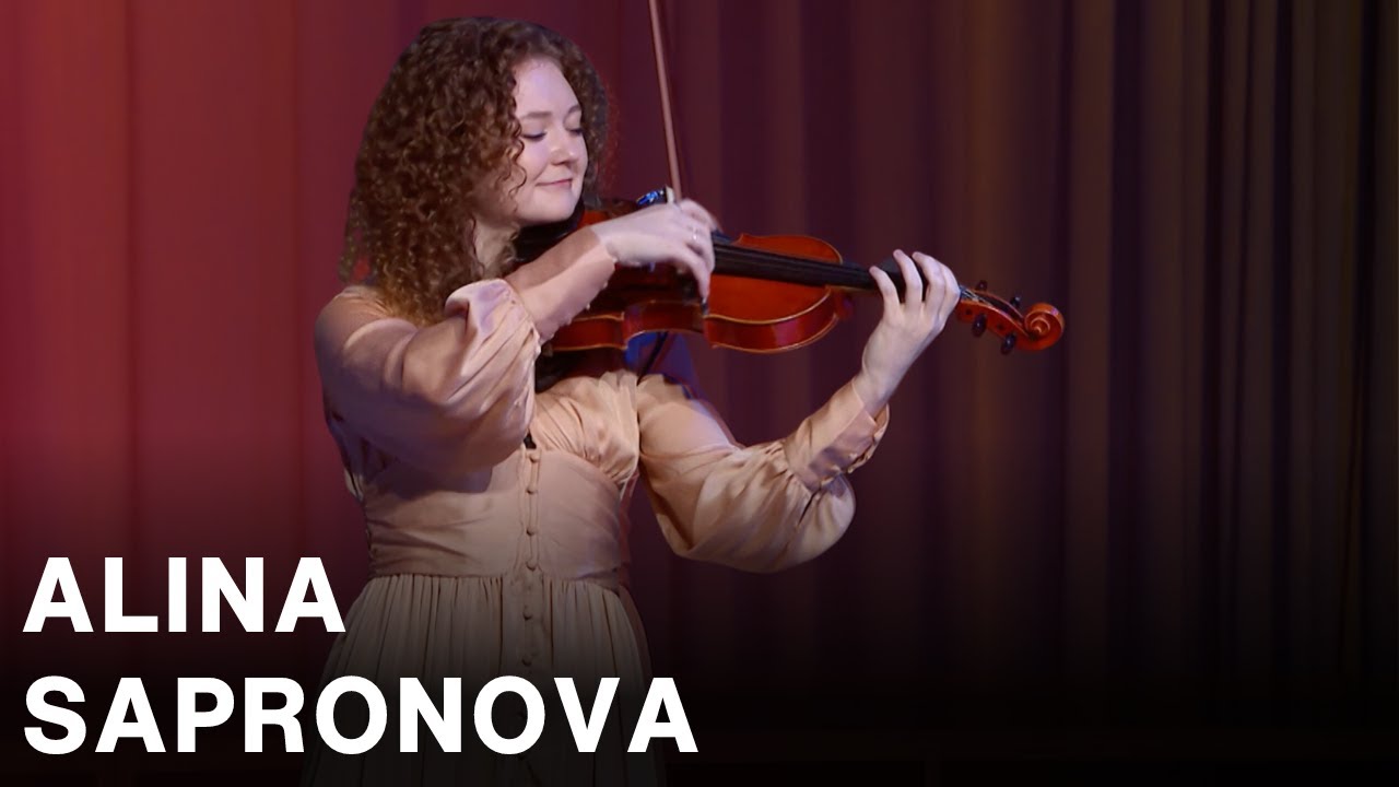 Violinist & DJ Alina Sapronova takes the stage - YouTube