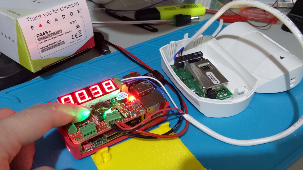Dead Man Alarm (DMA) on Raspberry Pi Hat, SMS alert - YouTube