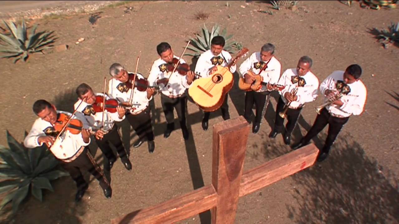 Mariachi Misioneros del Rey - "En el Monte Calvario" - YouTube