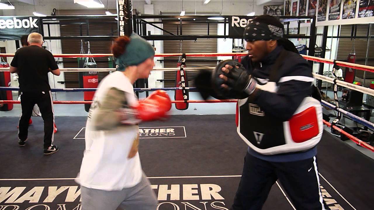 Jessica Rakoczy getting in work with Dewey Cooper - YouTube