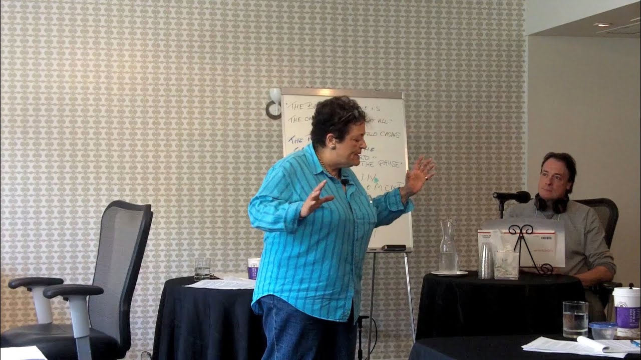 (Great) Narrating Audiobooks vs. Voice Overs - YouTube