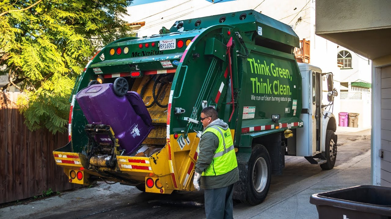 Freightliner M2 - McNeilus M5 Rear Load Garbage Truck - YouTube