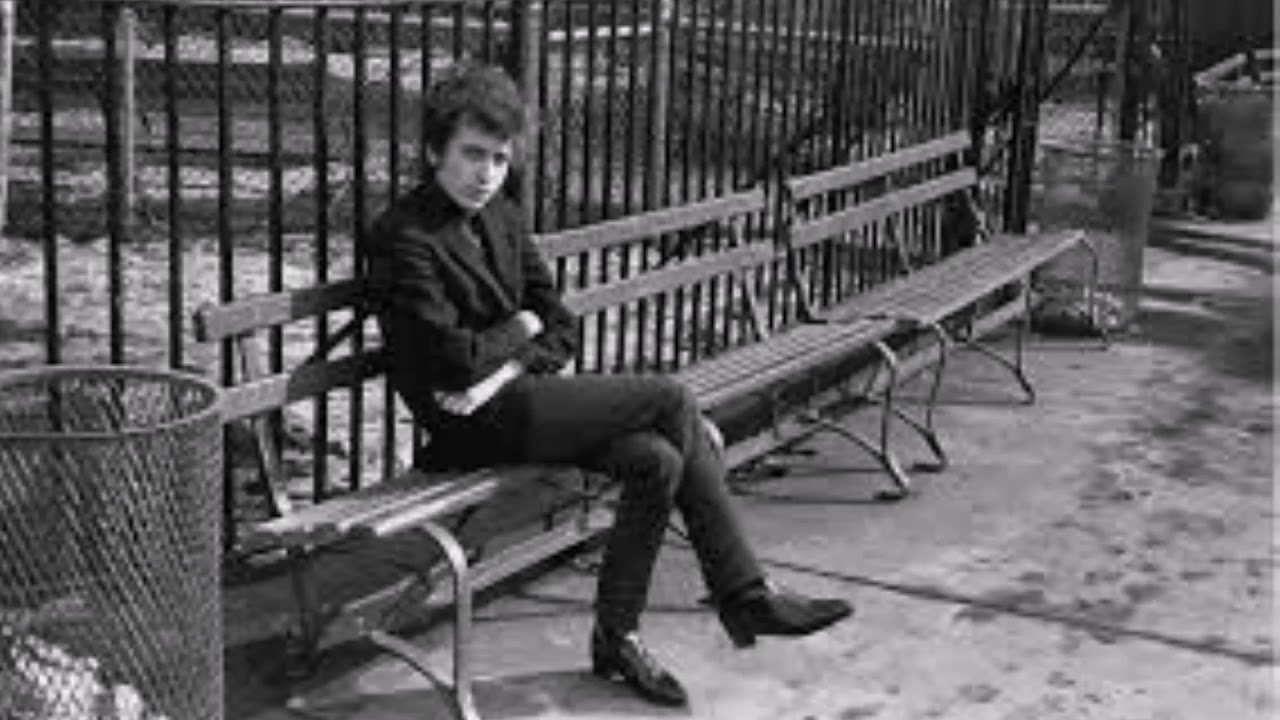 Bob Dylan - Gates Of Eden - live acoustic in Stuttgart 2000 - YouTube