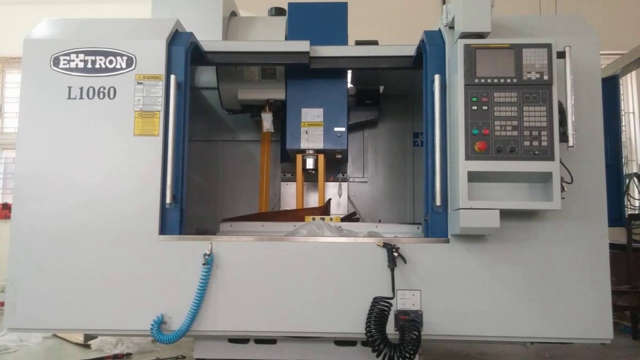 Máy phay CNC Đài Loan hãng Extron, L1060 -Chuyển giao - YouTube