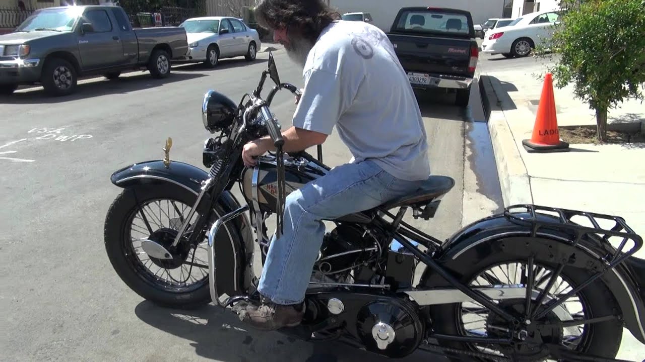 Hunting Harley's, 1935 VLD - YouTube