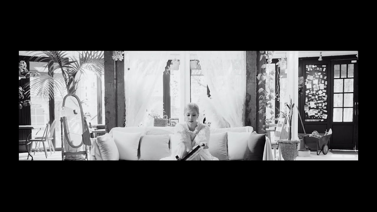 ROSÉ | Interview Film - YouTube