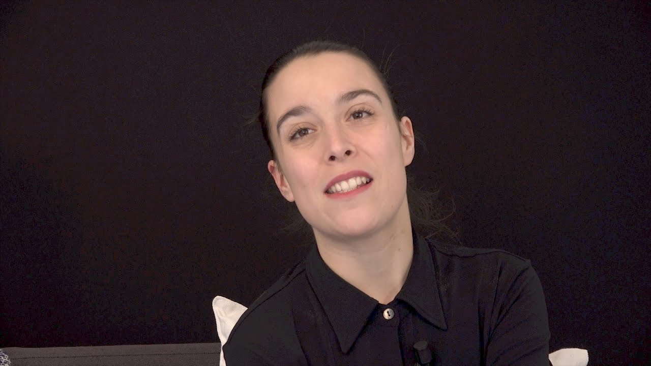 Nina Leger - Mise en pièces - YouTube